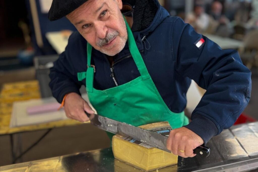 Adeus ao ícone do Mercado Municipal de Loulé: Jean‑Pierre Hibert morreu ...