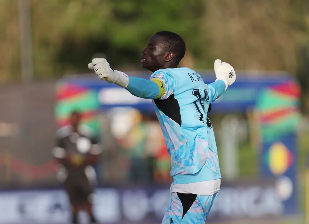 CAN Sub-17: Assane Sarr, a muralha senegalesa que deslumbrou a África ...