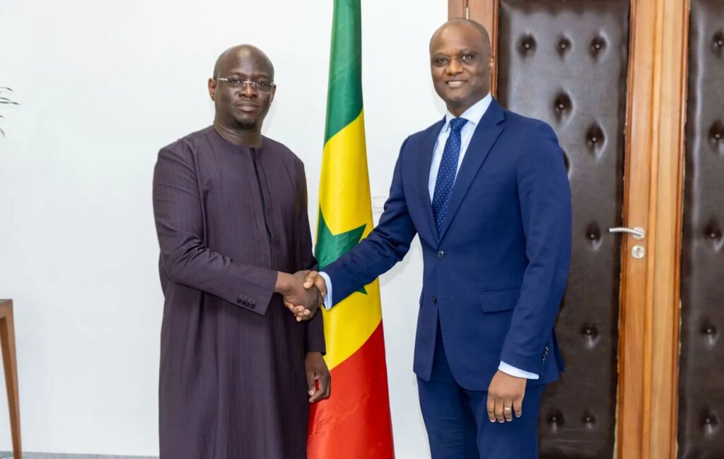 Ministério da Economia, Finanças e Planejamento: Abdourahmane Sarr ...